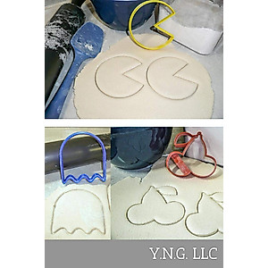 INSPIRED BY PACMAN VIDEO ARCADE GAME CHARACTERS SET OF 3 COOKIE CUTTERS MADE IN USA PR1074