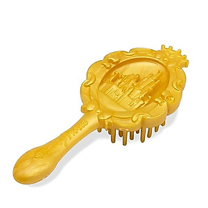 Disney Store Official Disney Princess Classic Doll (Moana), 11 Inches, Includes Brush with Molded Details, Fully Posable Toy in Classic Outfit - Disney Princess Toys for Girls