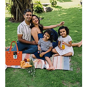 Sexyppl 1 Pack Cactus Box Charms Accessories Compatible with BoggBags Cartoon Cactus Box Insert Decorative Charms for Totes Beach Totes Keep Phone Keys (Green and White)