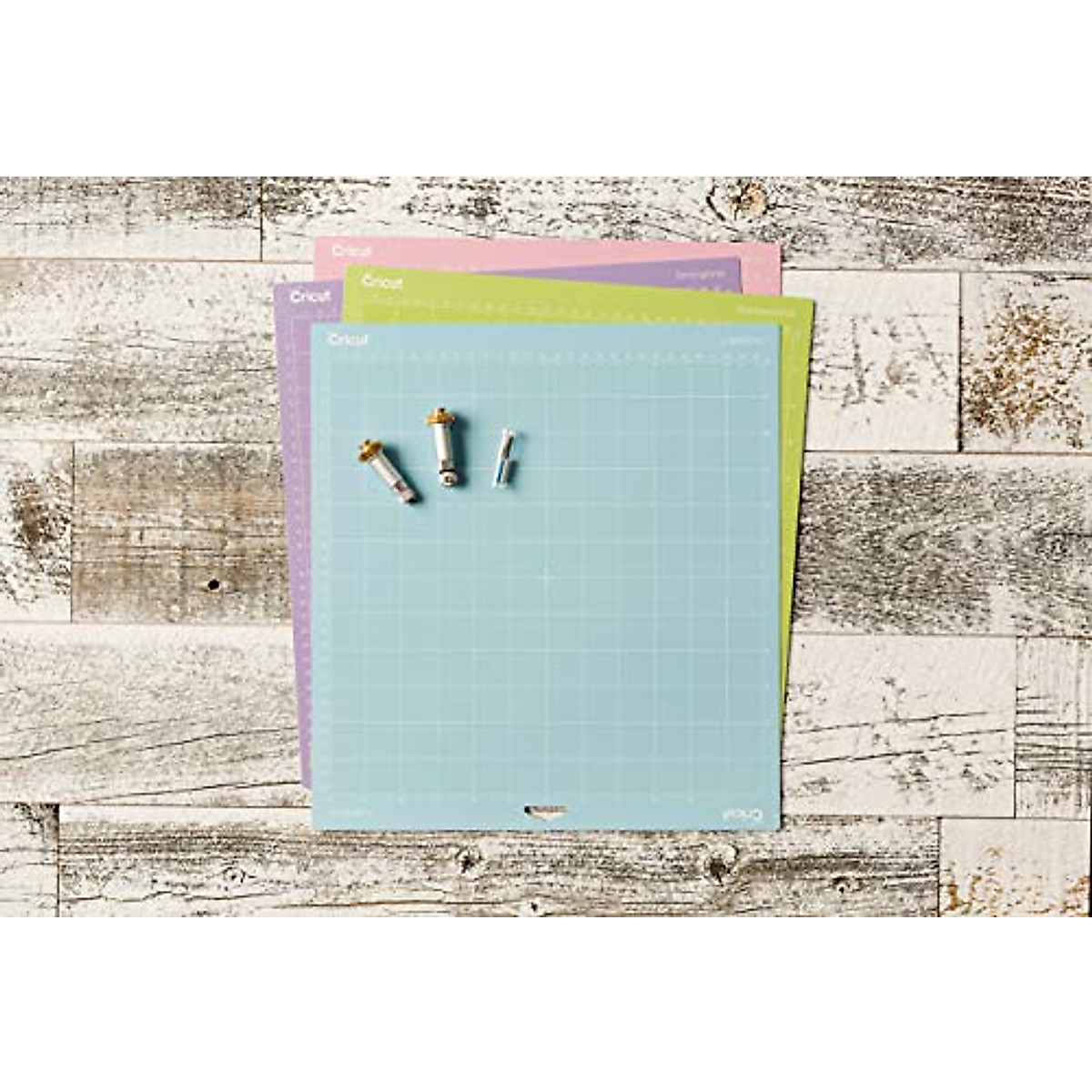 Cricut Rotary Blade Replacement Kit, Includes a Hard Cutting Blade with Protective Cap, Washer, Nut & Screwdriver, Cuts Delicate Papers & Unbacked Fabric, Compatible with Cricut Maker Cutting Machine