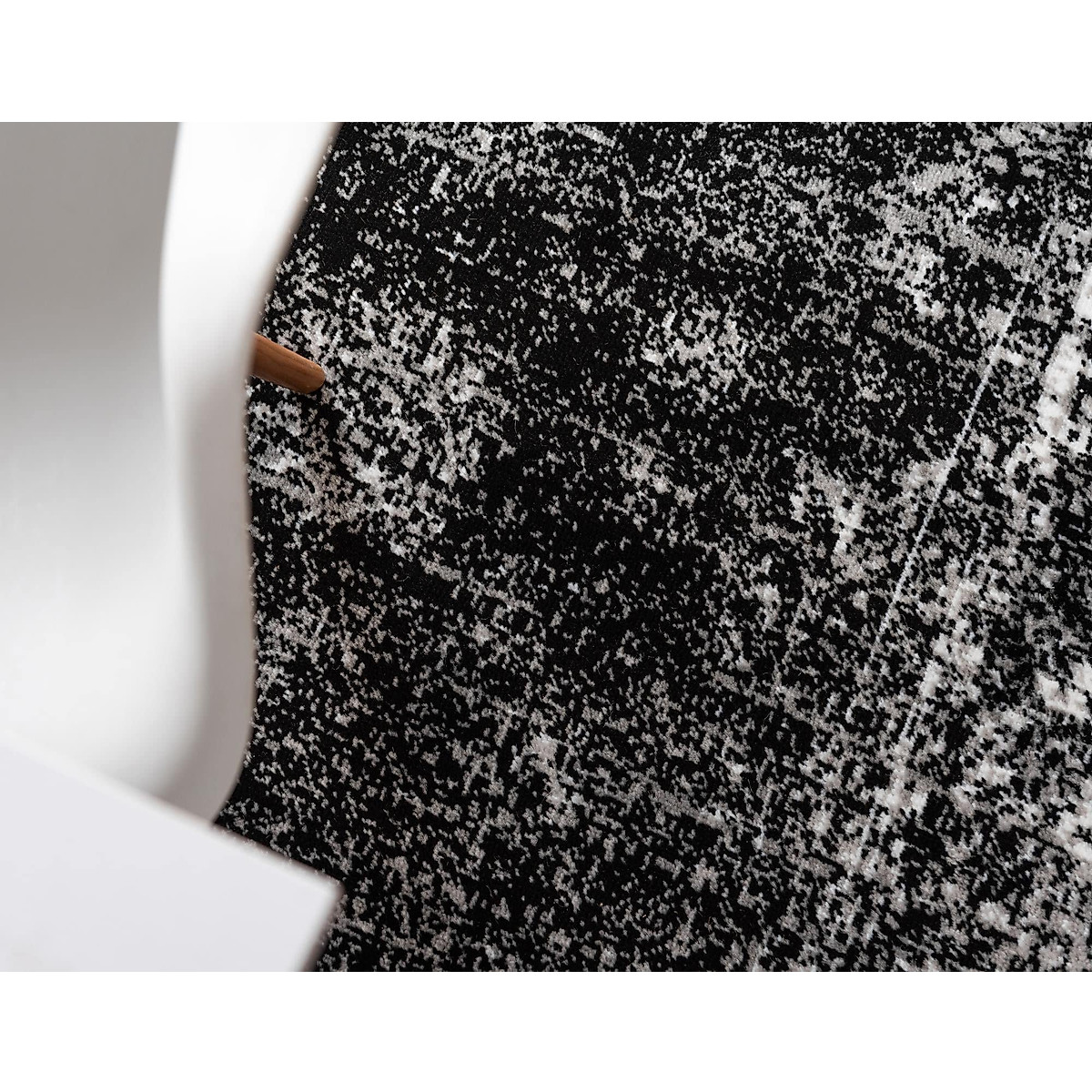 Rugs.com Monte Carlo Collection Rug – 8' x 10' Black Medium Rug Perfect for Living Rooms, Large Dining Rooms, Open Floorplans