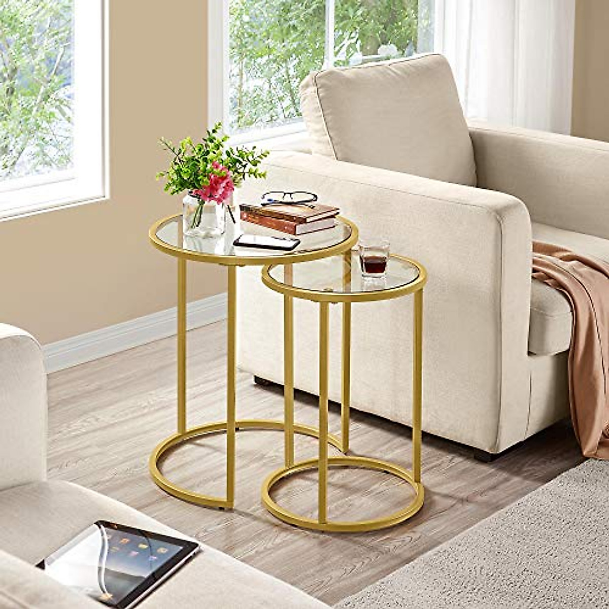Yaheetech Round Nesting Side Table Stacking Coffee Table, Set of 2 Circular Modern End Tables w/Metal Frame & Tempered Glass Top & Protective Foot Pads for Small Space Living Room Bedroom Office