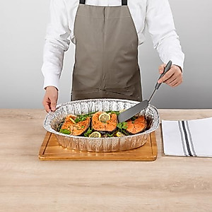 Restaurantware-Foil Lux 17.9 x 14.2 x 3.3 Inch Oval Roasting Pans, 10 Oven-Ready Foil Pans - Freezable, Heavy-Duty, Aluminum Foil Disposable Baking Pans, For Cooking Turkey, Chicken, And More