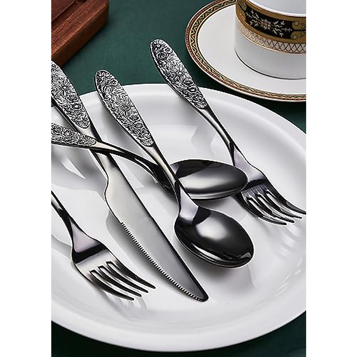 Taiyoko Silverware Set Flatware 32-Piece Retro Cutlery，Mirror Polished，Stainless Steel，Kitchen Utensils Tableware Service with Steak Knives Dinner Fork Knife Spoon