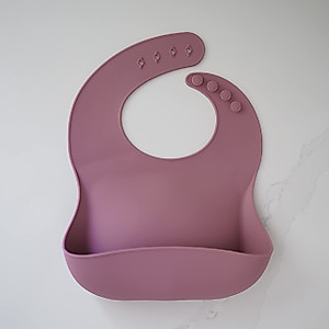 AVA + OLIVER Waterproof Silicone Bib Set with Adjustable Neck Closure - Durable Silicone Bibs for Babies - Set of 2 (Dusty Rose)