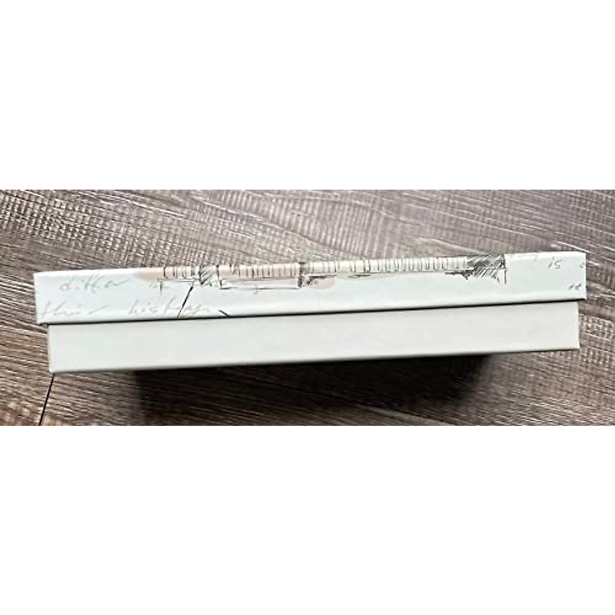 hhhouu Feather Pen and Ink Set, Quill Pen Set Antique Dip Pen with Ink and 6 Replacement Nibs 6pcs Nibs Calligraphy Pens for Beginners HO-Q-300