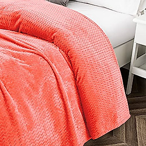 Whale Flotilla Breathable Fleece Throw Blanket for Couch Sofa(50x70 Inch), Super Soft Fuzzy Blankets for All Season, Lightweight and Fluffy, Coral(Chevron)