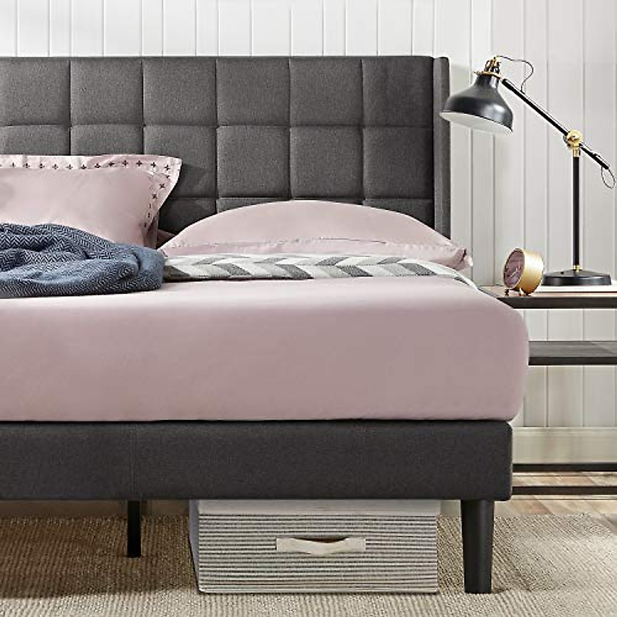 ZINUS Dori Upholstered Platform Bed Frame with Wingback Headboard, Mattress Foundation, Wood Slat Support, No Box Spring Needed, Easy Assembly, Full