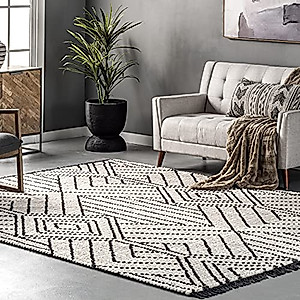 nuLOOM Tatiana Soft Shaggy Textured Modern Diamond Fringe Area Rug, 7' 10" x 10', Beige