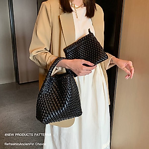 Handmade Woven Shoulder Bags for Women Cute Hobo Tote Handbag Mini Clutch Purse with Magnetic Buckle Crossbody Phone Bag (Black)