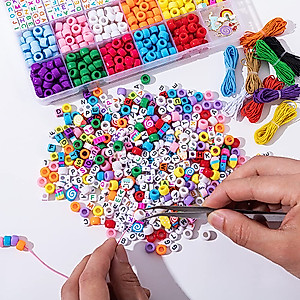 seizefun Friendship Bracelets Making Kit ,Kandi Bracelet Kit with Pony Beads Elastic String Charm Smiley Face and Letter Beads for Kids Crafts and Jewelry Making Kits, 6*9MM 6*6MM