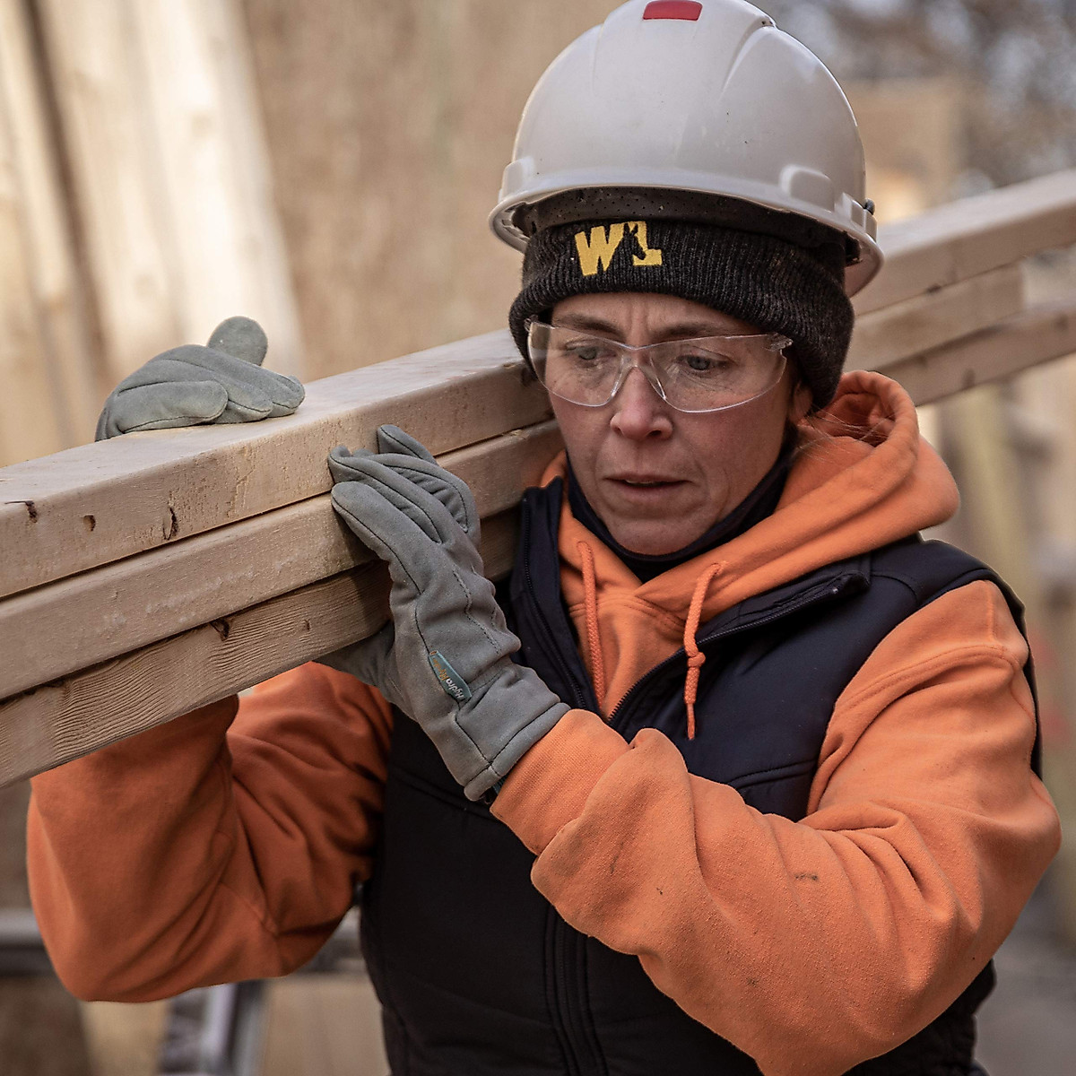 Wells Lamont Women's Winter HydraHyde Water-Resistant Warm Leather Gloves, Medium 1083M, Gray