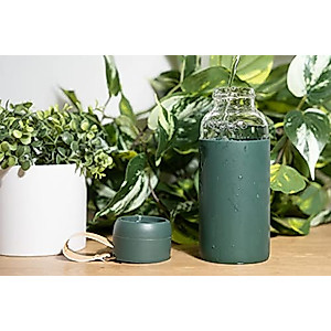 Boukali 400ML Glass Water Bottle With Magnetic Leather Strap/Silicone Sleeve/Leak Proof BPA Free (Green)