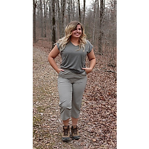 RBX Women's Lightweight Quick Dry Relaxed Cropped Woven Pant Capri Smoke Sage S