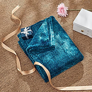 NEWCOSPLAY Super Soft Throw Blanket Premium Silky Flannel Fleece Leaves Pattern Lightweight Blanket All Season Use (Multi Blue, Throw(50"x60"))