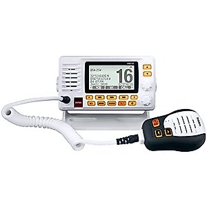Uniden UM725 Marine VHF Radio, All USA, Canada, and Int'l. Marine Channels, 1Watt/25Watt Transmit Power, Largest LCD Screen in Class, NOAA Weather Channels w/Alerts, Speaker Mic, IPX8 Waterproof.