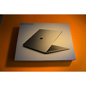 Microsoft Surface Laptop 2 (Intel Core i7, 16GB RAM, 512GB) - Platinum