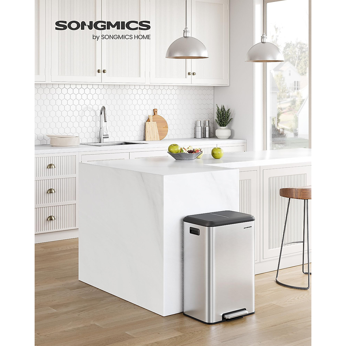 SONGMICS Kitchen Trash Can, 10.5-Gallon (40L) Garbage Can with Lid and Wide Foot Pedal, Soft Close and Stays Open, Silver ULTB541E40