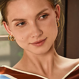 Gold Hoop Earrings for Women 18K Gold Plated Hoop Earrings Set Hypoallergenic Small Square Tube Hoop Earrings Gifts for Women Girls