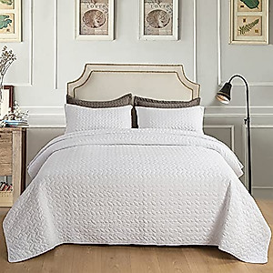 Hygge Hush Summer Quilt Set, King Size Pure White Leaves Pattern 3 Pieces Quilt Set, Oversized Modern Style Bedspread Set for All Season (1 Quilt & 2 Pillow Shams)