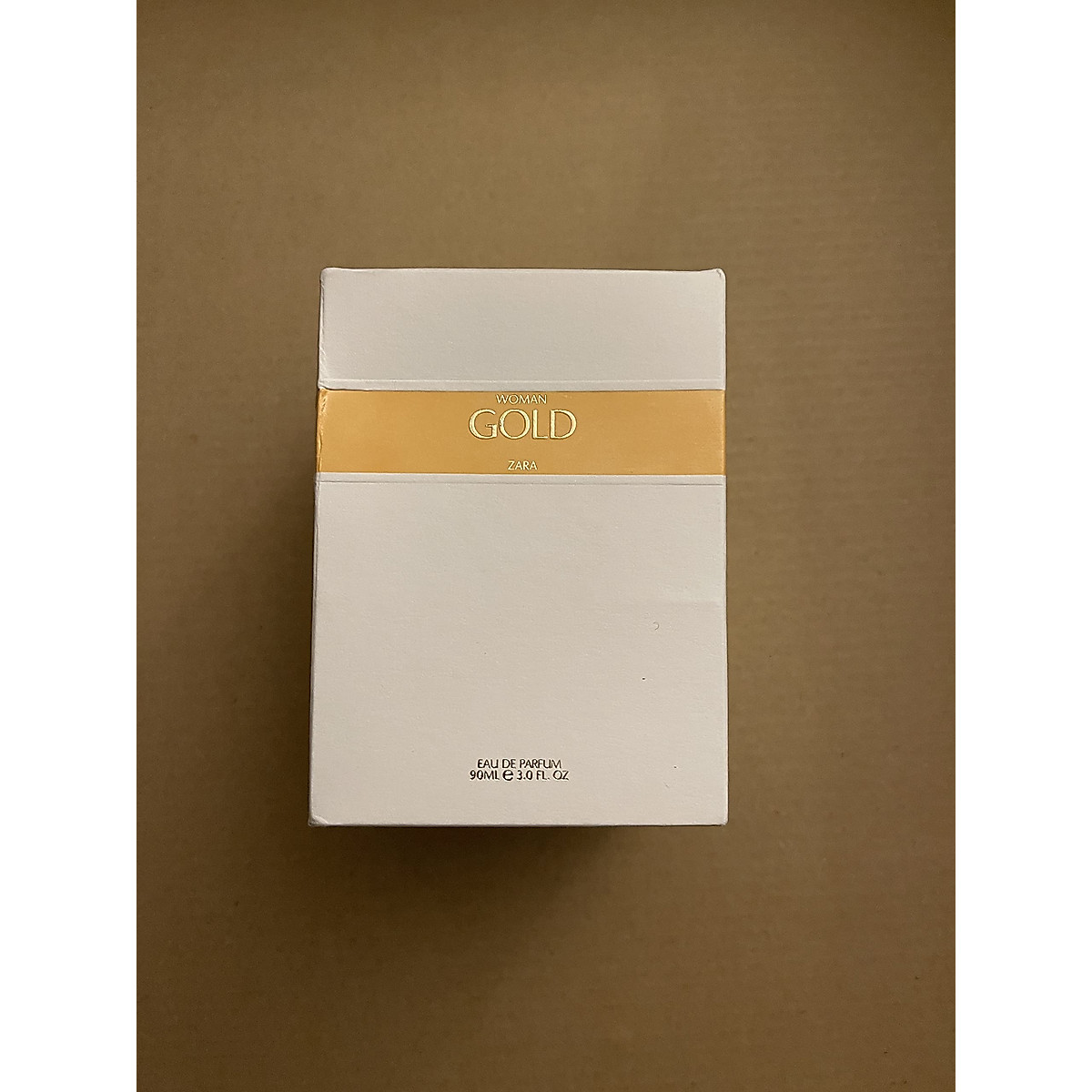 Zara WOMAN GOLD EAU DE PARFUM 90 ML (3.0 FL. OZ) The sweet fruity facets of a caramelized peach merge with the freesia flower creating an irresistible attraction