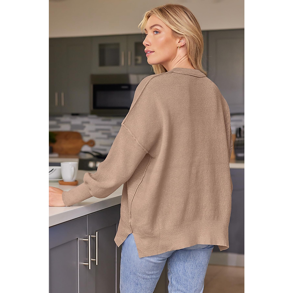LILLUSORY Women's Oversized Batwing Sweaters 2024 Fall Outfits Crewneck Ribbed Knit Side Slit Trendy Pullover Tops DarkApricot M