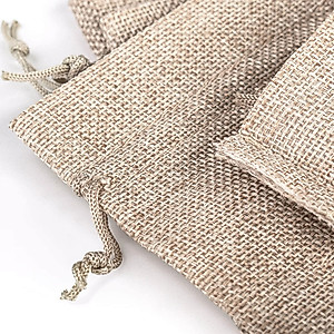 Gudotra 100 Pcs Burlap Bags with Drawstring 4 x 5.5 Inch Small Gift Bags Wedding Favors Birthday Christmas Thanksgiving Party Art and DIY Craft Burlap Sack Jewelry Pouches