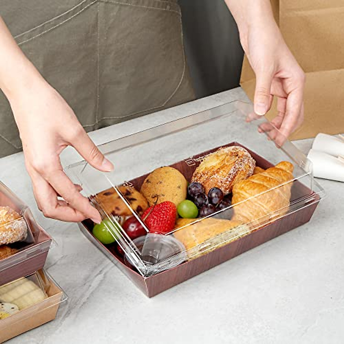 Restaurantware Matsuri Vision Clear Plastic Lid - Fits Large Sushi Tray - 100 count box