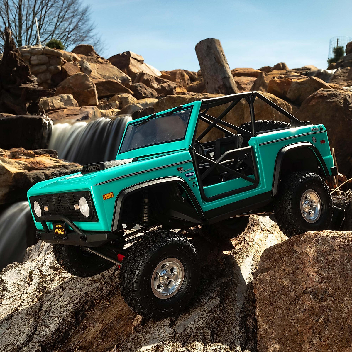 Axial RC Truck 1/10 SCX10 III Early Ford Bronco 4WD RTR (Battery and Charger Not Included), Turquoise Blue, AXI03014T1