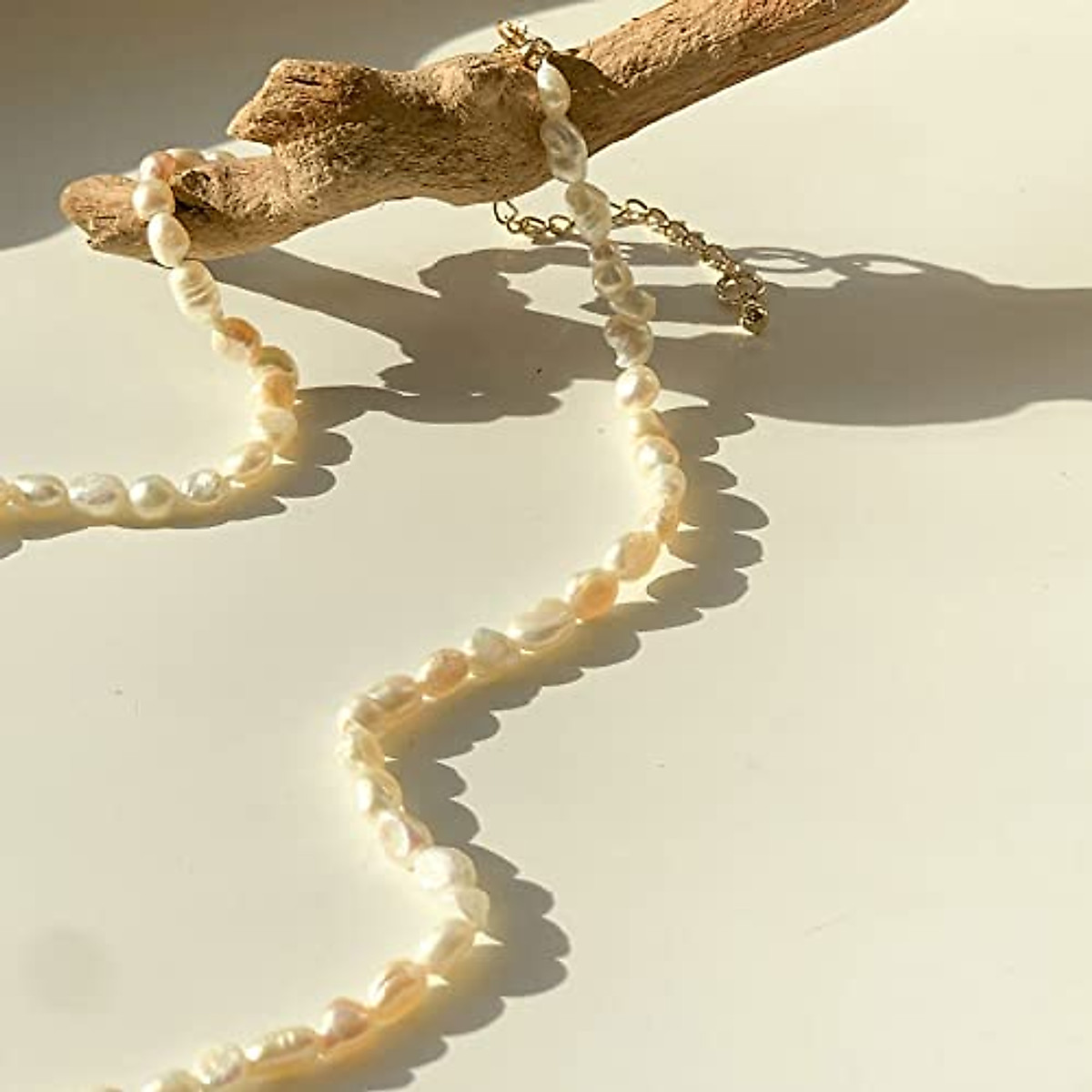 VIEWLAP Shell Pearl Necklace Simple Baroque Irregular Pearl Choker Necklaces Gold Chain Barbie Necklace Faux Chokers Hypoallergenic Collares For Women Girls