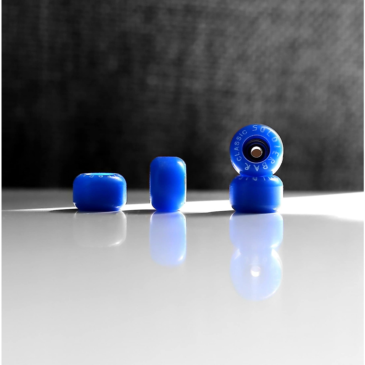 SOLDIER BAR Fingerboards Complete Colour Maple Handmade Wooden Fingerboards (Update Slivery King Trucks, Handmade Blue Wheels) Magic Cube