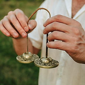 Mudra Crafts Tibetan Tingsha Bells Yoga Chimes - Buddhist Sign Tingsha Cymbals Tibetan Chimes Tibetan Meditation Bells for Meditation - Finger Cymbals Tibetan Bells Chime