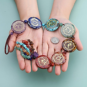 Jovivi Chakra Stones Hanging Ornament 7 Chakra Symbol Healing Crystals Hanging Tassels Wall Hanger for Yoga Meditation Window Car Crystal Decor Home Indoor Christmas Decoration