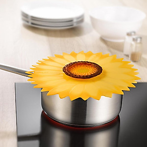 Charles Viancin - Sunflower Silicone Lid for Food Storage and Cooking - 6''/15cm - Airtight Seal on Any Smooth Rim Surface - BPA-Free - Oven, Microwave, Freezer, Stovetop and Dishwasher Safe