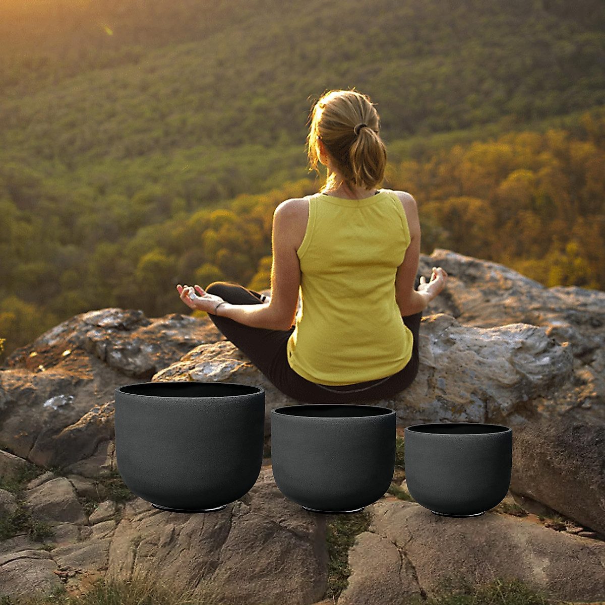 Ryan Dvan 10” C Note Red Frosted Root Chakra Crystal Singing Bowl with Free Padded Carrying Case and Suede Striker & O-Ring