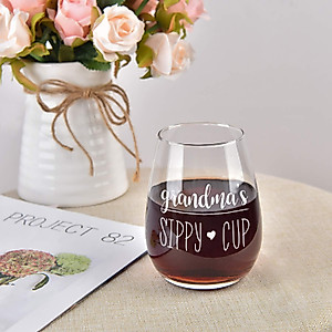 GINGPROUS Grandma’s Sippy Cup Stemless Wine Glass for Women, Grandma, Mother, New Grandma, Grandma Again, Grandmother, Funny Grandma Wine Glass 15 Oz for Mother's Day Birthday Christmas