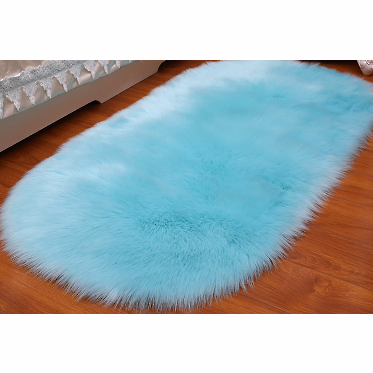 Meng Ge Luxury Soft Faux Sheepskin Fur Area Rugs for Bedside Floor Mat Fluffy Fuax Fur Shag Carpet 2x3ft,Blue