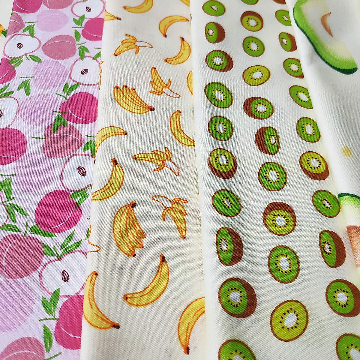 Gnognauq 7pcs 18" x 22" Cotton Fabric Different Patterns Fruit Printed Design Patchwork Quilting Fabric Bundles for DIY Sewing Crafts