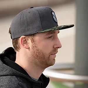 Richardson Unisex 511 Flatbill Trucker Adjustable Snapback Baseball Cap, Split Green Camo/Black, One Size Fits Most