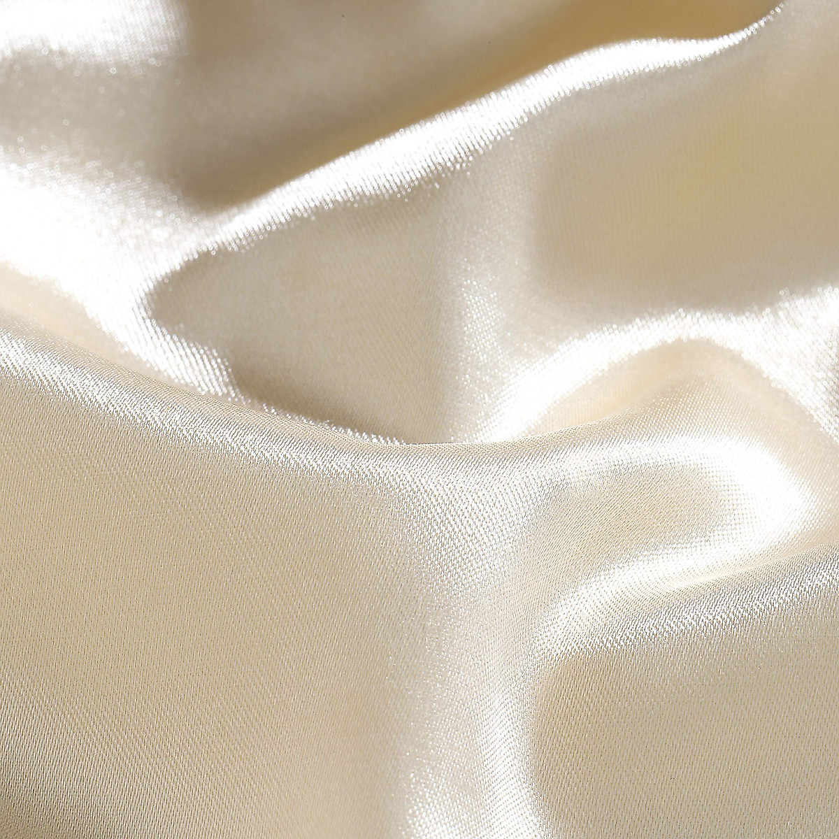 Haloty Wedding Faux Fur Shawl 1920s Women Fur Shawls and Wraps Bride Fur Stole Bridal Faux Fur Capelet Fur Cape Fur Shrug with Brooch for Women and Girls (Beige)