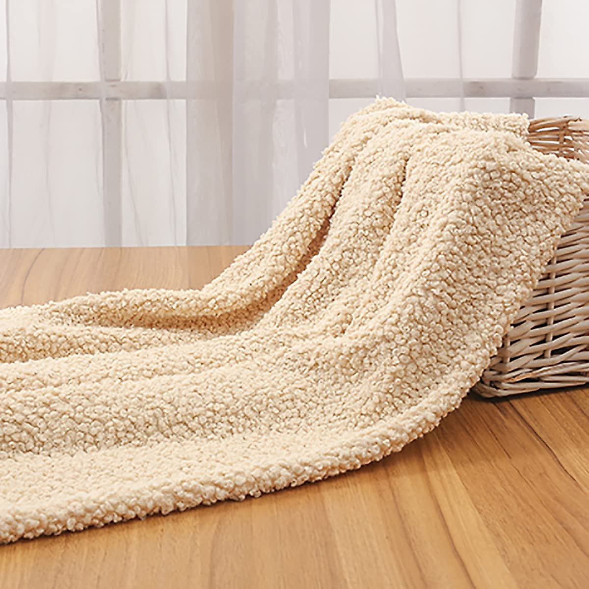 23 Colors Sherpa Fabric 160x50cm Sheepskin Curly Wool Lambswool Fabric Faux Fur Fabric for Thermal Lined Material DIY Coat Sweatershirt,Hat, Doll,Gloves(Color:19 Off White)