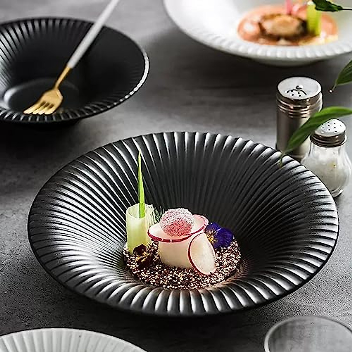 EERINESS Dinner Plates Soup Bowls Japanese-style Household Ramen Large Soup Bowl Deep Plate Ceramic Fruit Salad Bowl Dessert Bowl Tableware Ramen Bowl (Color : A, Size : Medium)