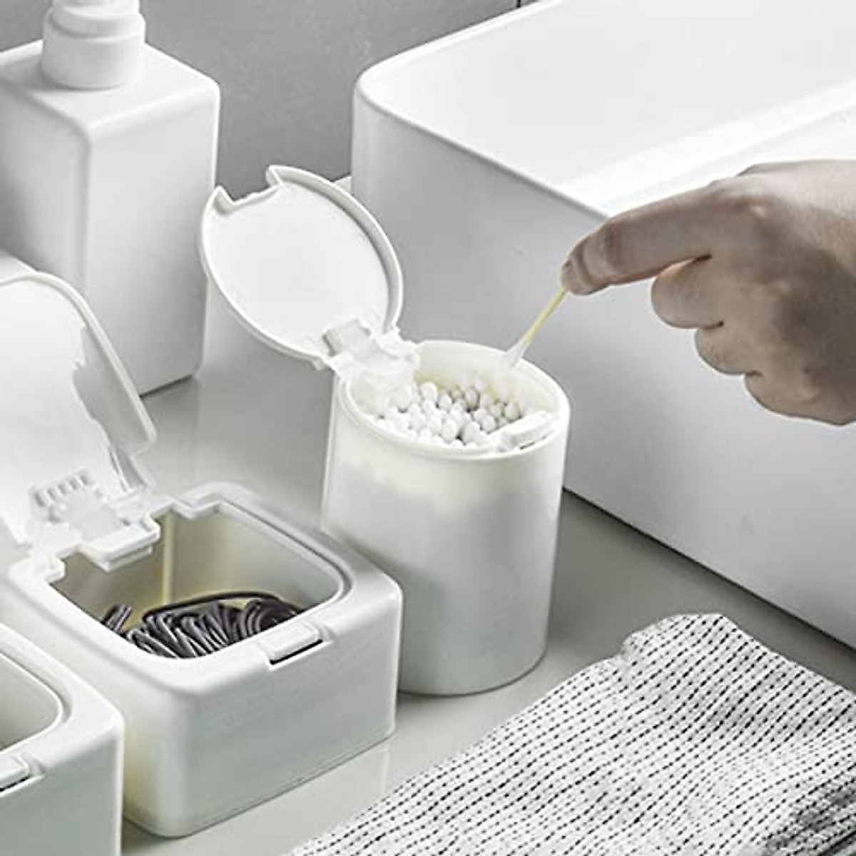 Cotton Pad Container, Lightweight Cotton Pad Dispenser Round Press Design Easy Storage for for Travel