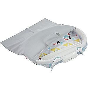 Fisher-Price Stow 'n Go Bassinet Windmill, portable baby cradle with soothing features for infants and newborns