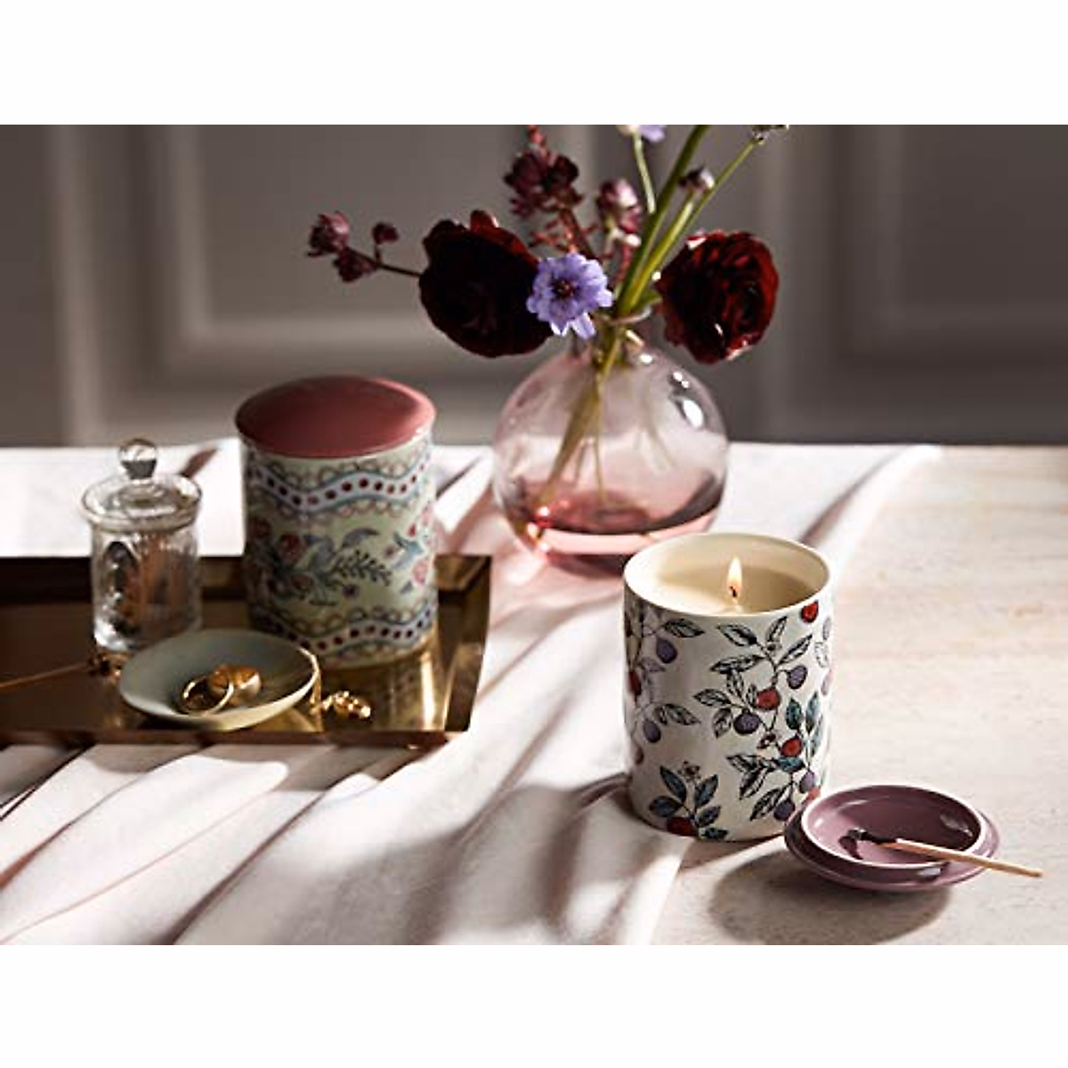 L'or de Seraphine La Roseraie Scented Candle | Fragrance No. 27 | Floral & Fruity Notes | 45 Hour Burn Time | Luxury Scented Candle for Home & Leisure | 6.4 oz