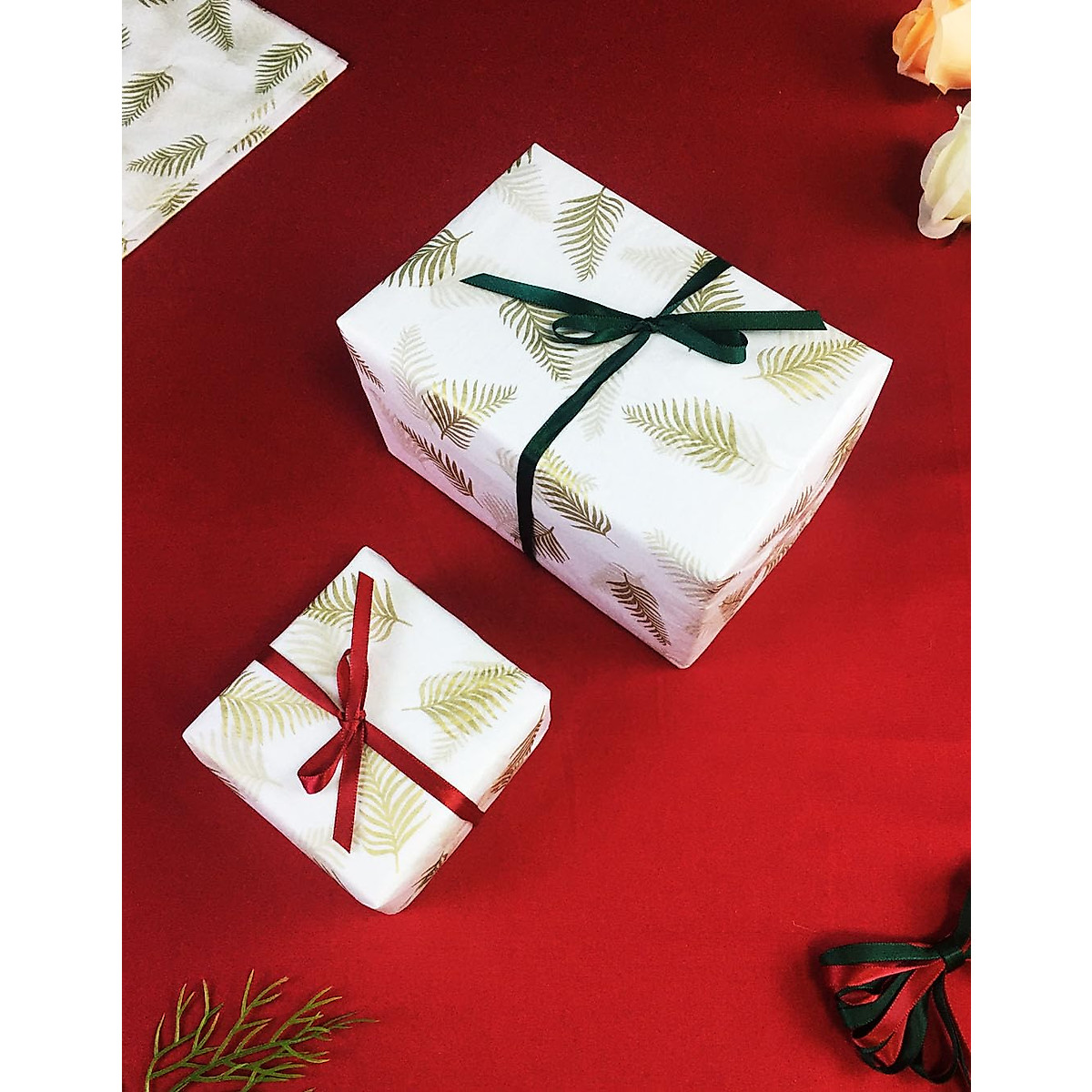 Bzumoot 50 Sheets Tissue Paper for Gift Bags 20 * 28 inches Gift Wrapping Paper for Gift Bags Gold Leaf Wrapping Gift Paper for Christmas Birthday Party Wedding Holiday Decorations DIY Craft