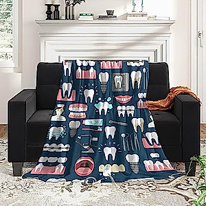 Lightweight Flannel Blanket for Men Boys, Compatible with Teeth Dental Seamless Pattern, Small Large Warmer Fall Throw Blanket, Cute Fleece Blanket for Couch Bed Sofa Chair, Queen King Size Blankets