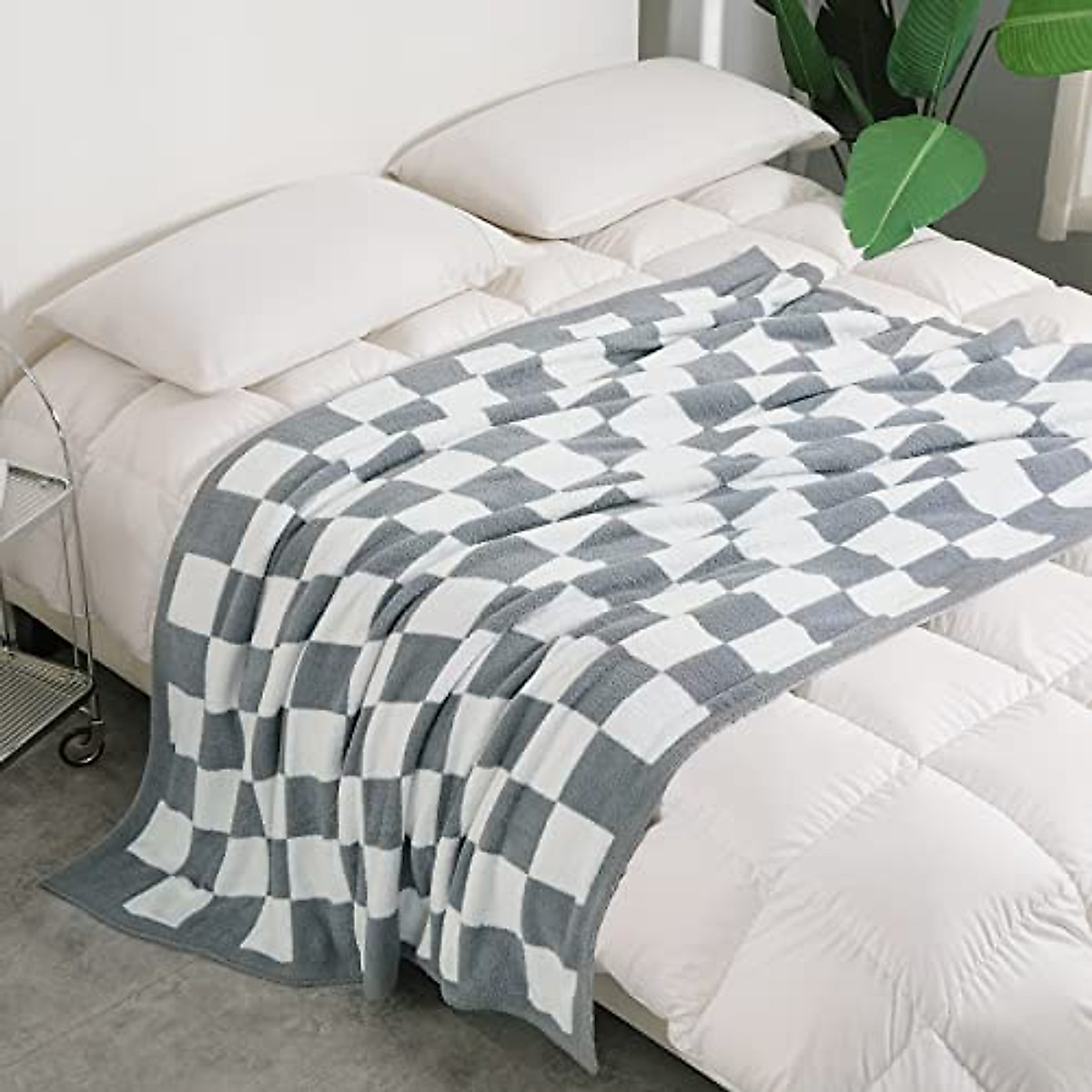 Sunyrisy Throw Blankets Checkered Reversible Plush Fleece Blanket, Super Soft Warm Cozy Throw Blanket for Couch, Decor, Bed, Chair, Knitted Fluffy Blanket, Light Grey 51''x67''