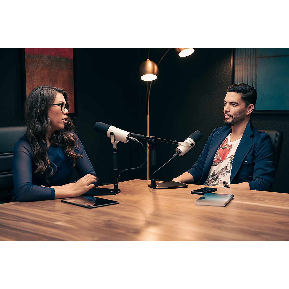 Universal Audio SD-1 Standard Dynamic Microphone, White