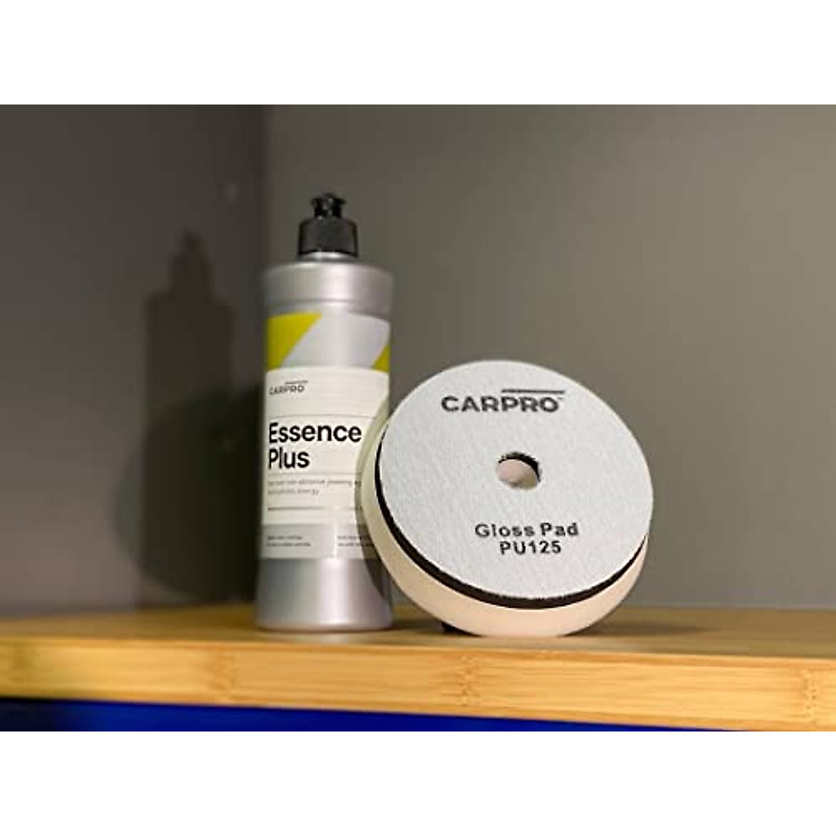 CARPRO Essence Plus Non-Abrasive Gloss Agent, SiO2, Blend of Ceramic Coat Repair Agents, High Gloss Quartz Resins, and Hydrophobic Nanoparticles for Repairing Durable Ceramic Coatings - 250ml (8oz)